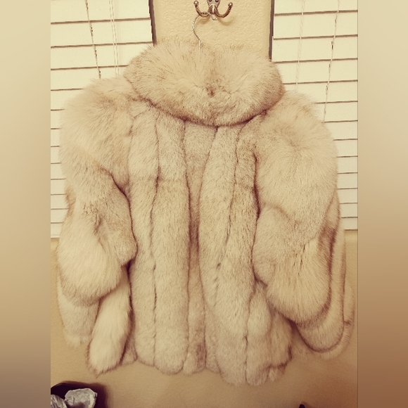 Saga Furs | Jackets & Coats | Saga Fox Fur Coat | Poshmark